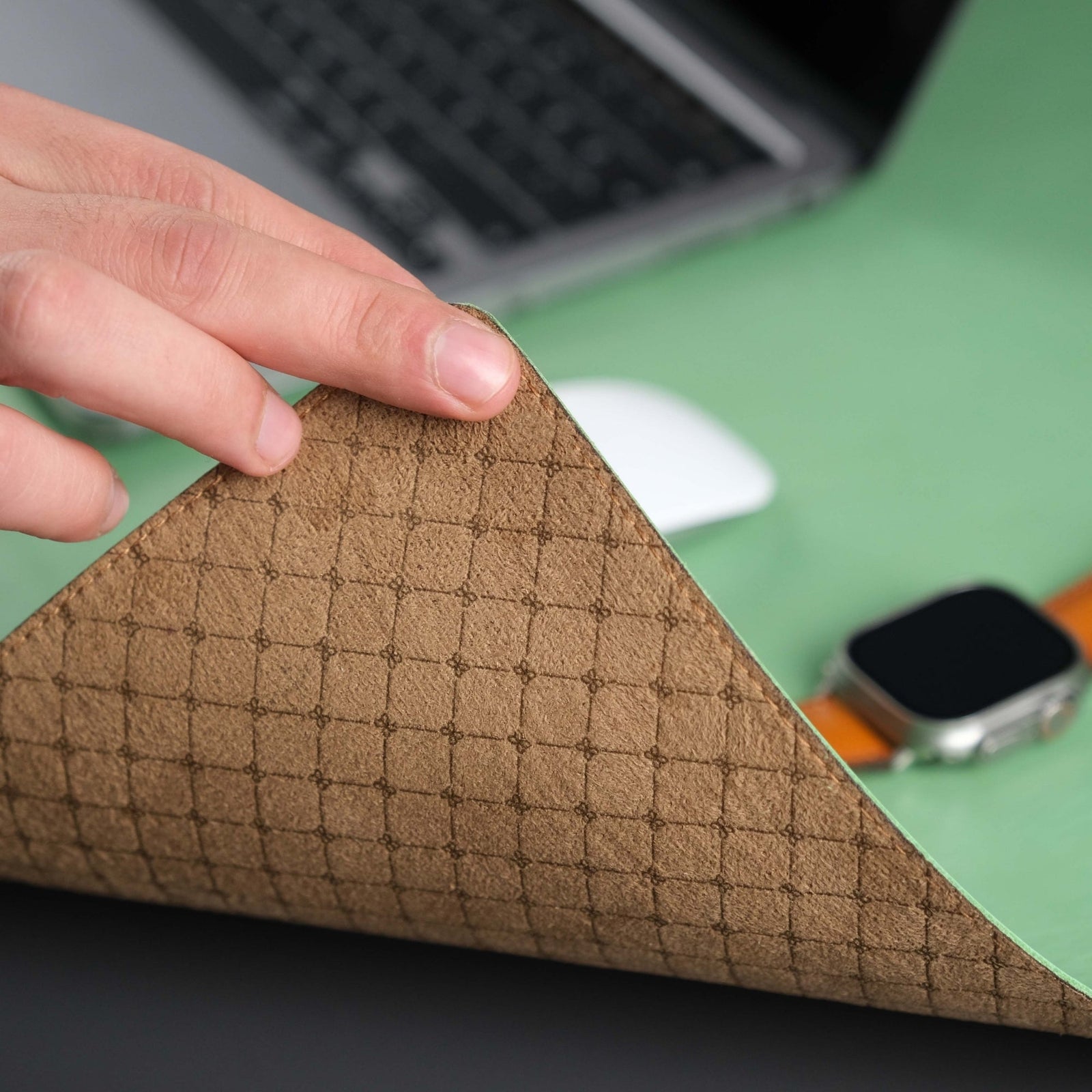 Green Leather Desk Pad | Genuine Calfskin | TORONATA